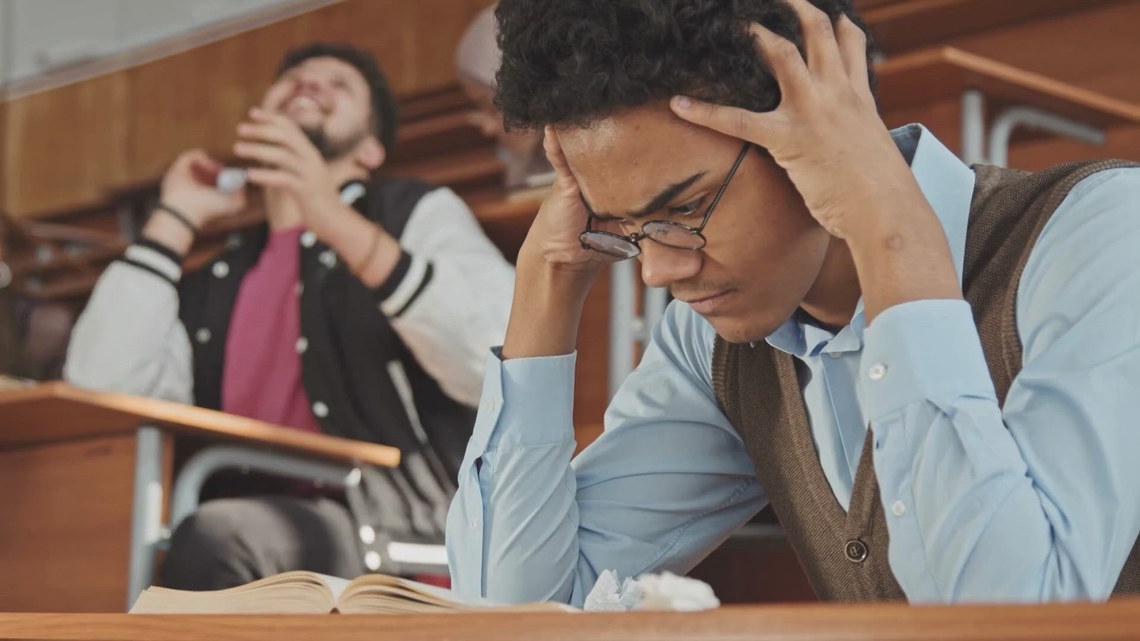 Dealing with PTSD as college students | kens5.com