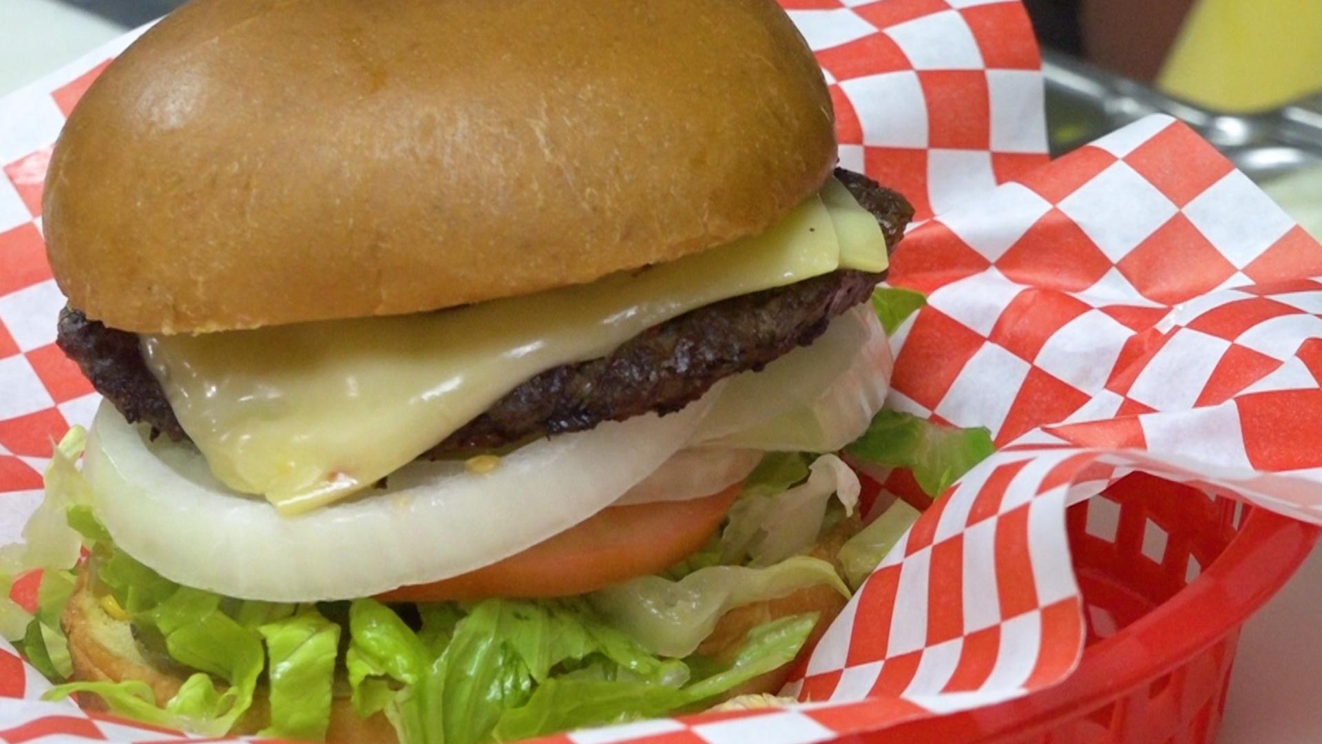 Grabbing a bite? These local restaurants on Neighborhood Eats got the ...