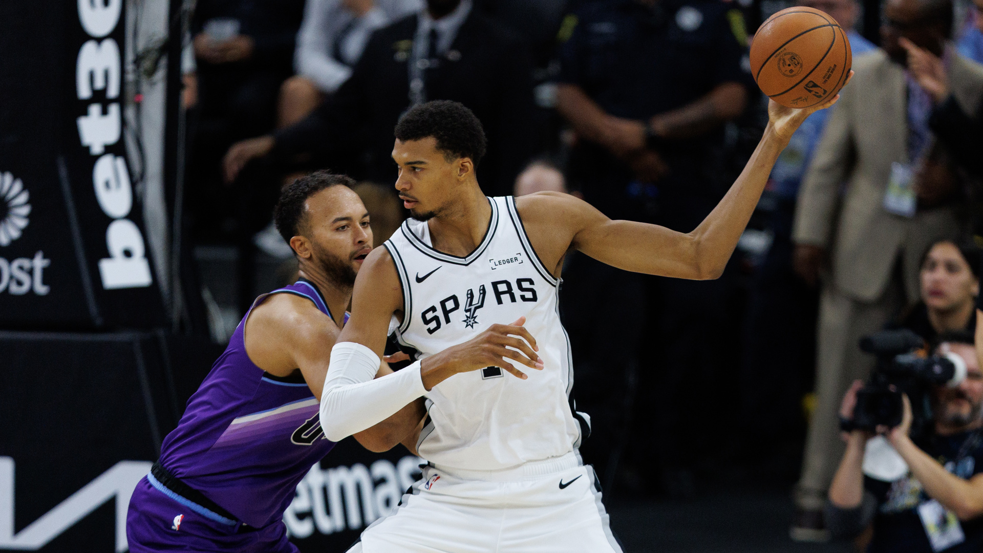 Spurs playing on KENS 5 for 14 games in 2024-25 season | kens5.com