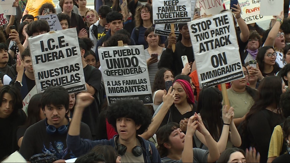 San Antonio students walk out, protest ICE deportations | kens5.com