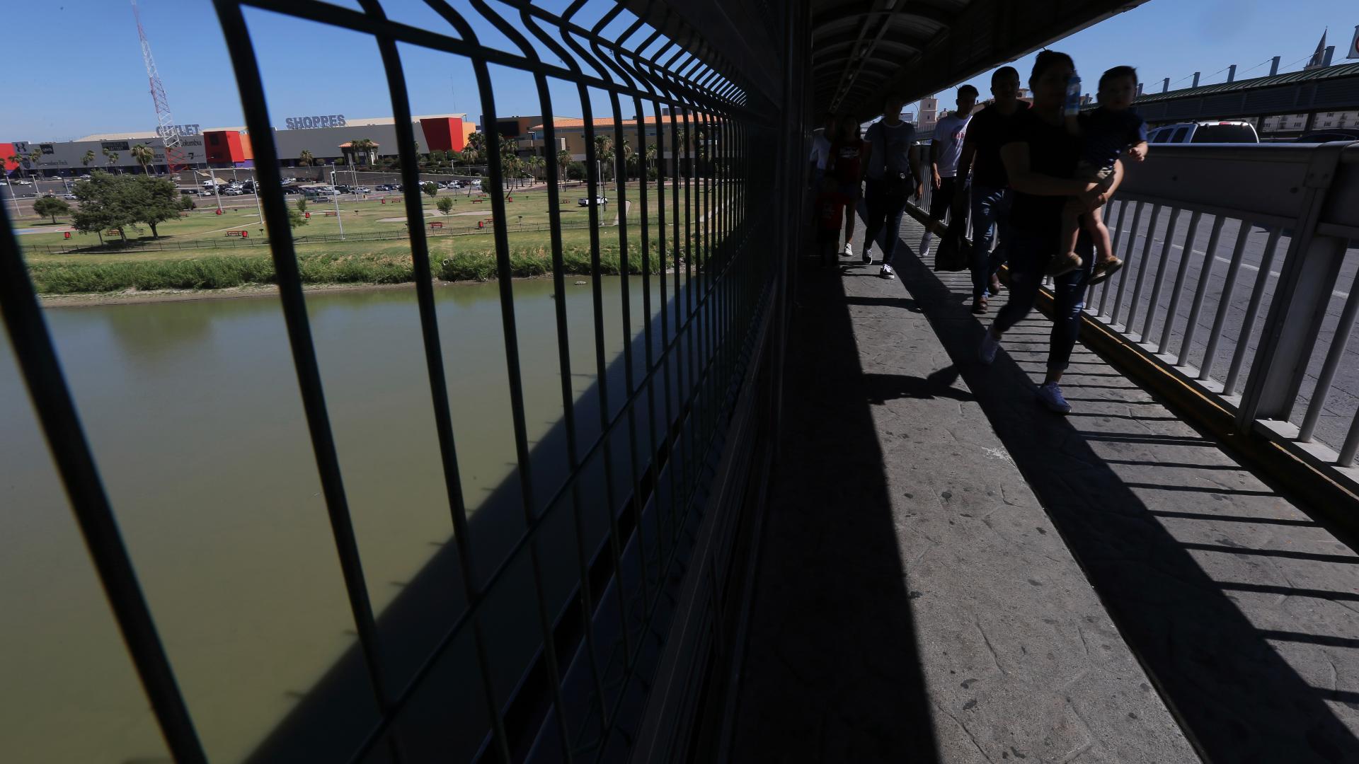 U.S. Border tips: Apply for permits online, check wait times | kens5.com