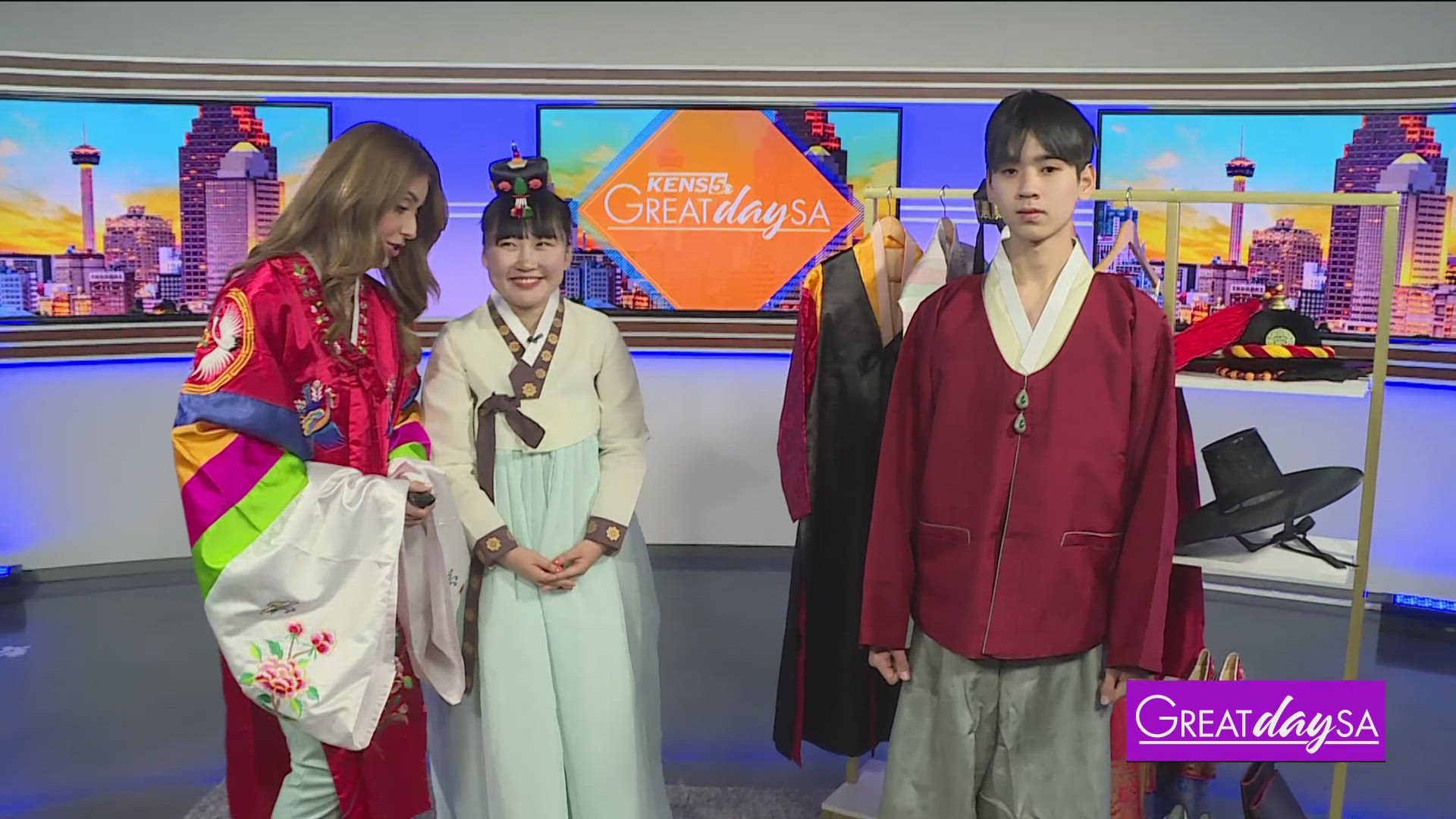 Traditional Korean Hanbok Costumes | Great Day SA | kens5.com