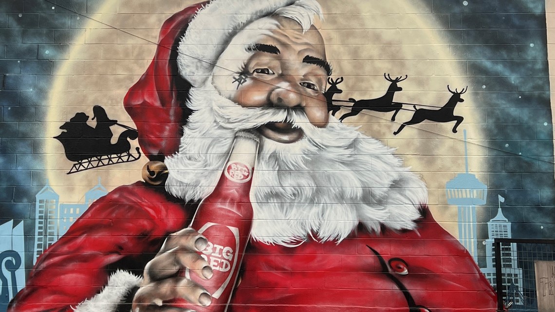 New Texas mural features a Big Red-sipping Santa Claus | kens5.com