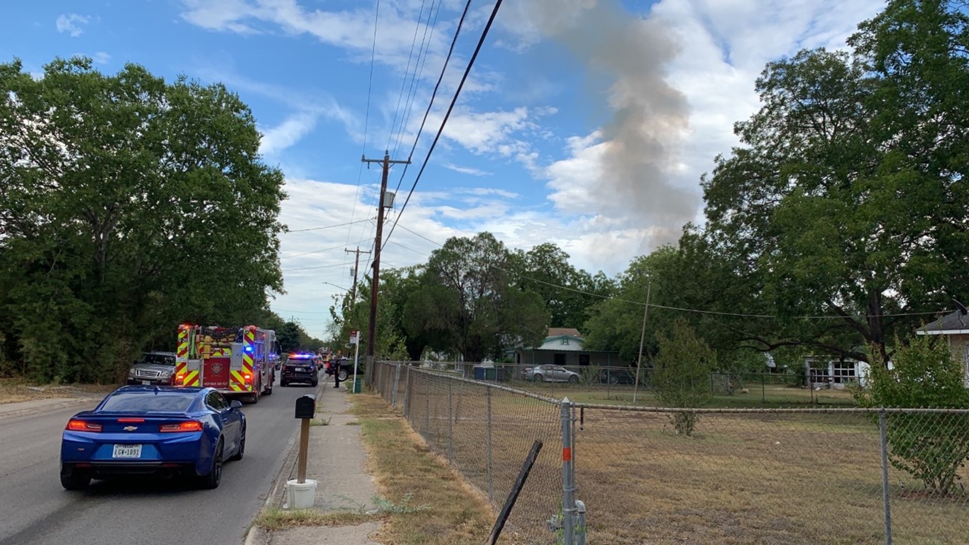 Chicken coop fire in east San Antonio kills a number of birds | kens5.com