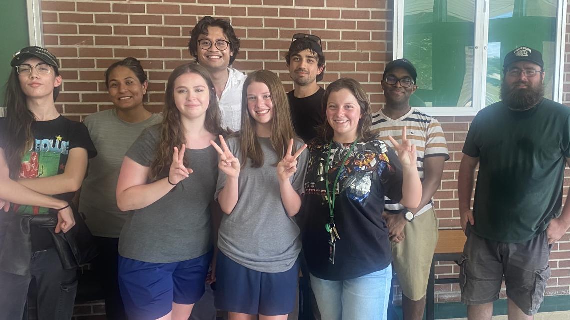 Pearsall senior finishes production on TV pilot episode | kens5.com