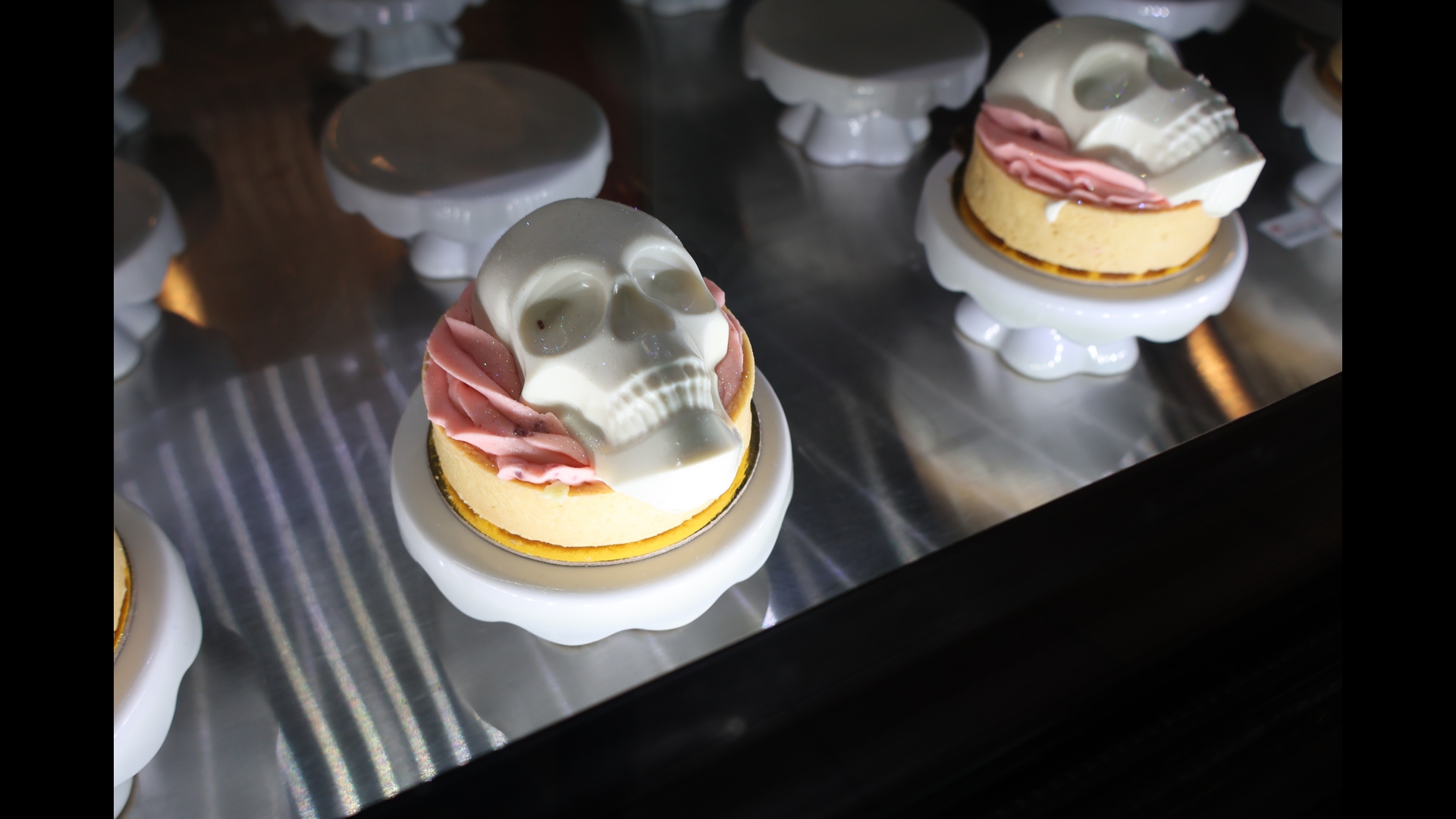 Gothic, horror-themed bakery 'The Grim Bakers' opens in San Antonio ...