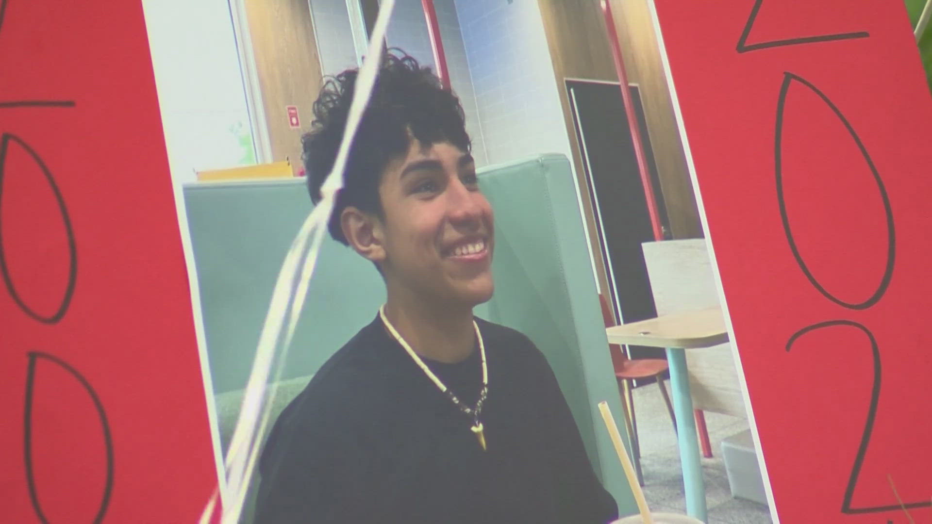Vigil held for 17-year-old taken off life support this week | kens5.com
