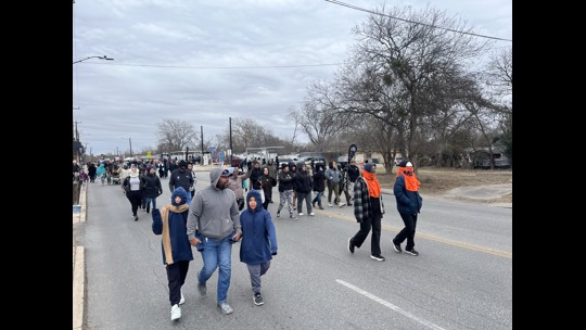 Thousands brave the cold weather to march in honor of Dr. Martin Luther ...