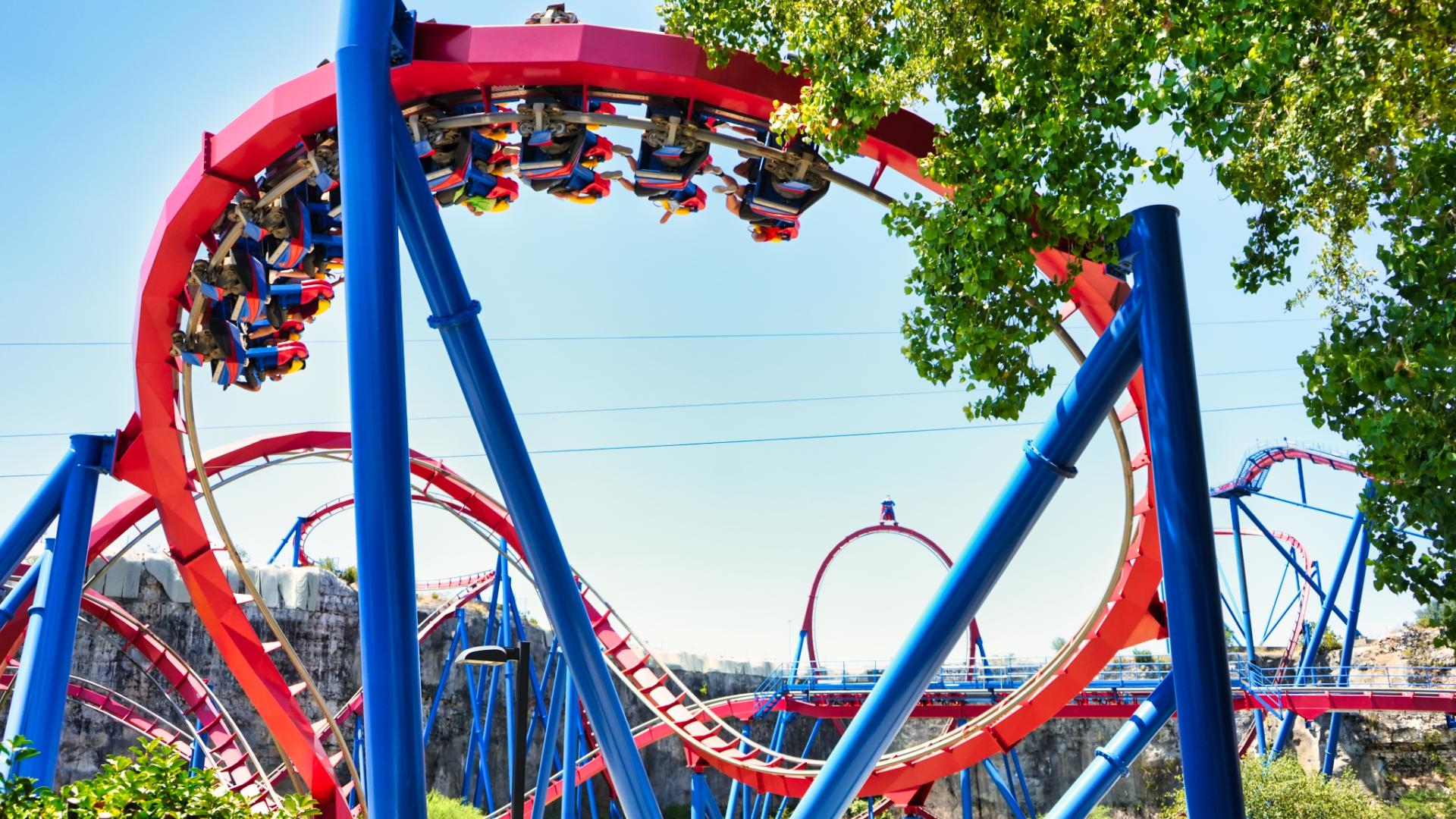 Six Flags Fiesta Texas offering free admission for first responders ...