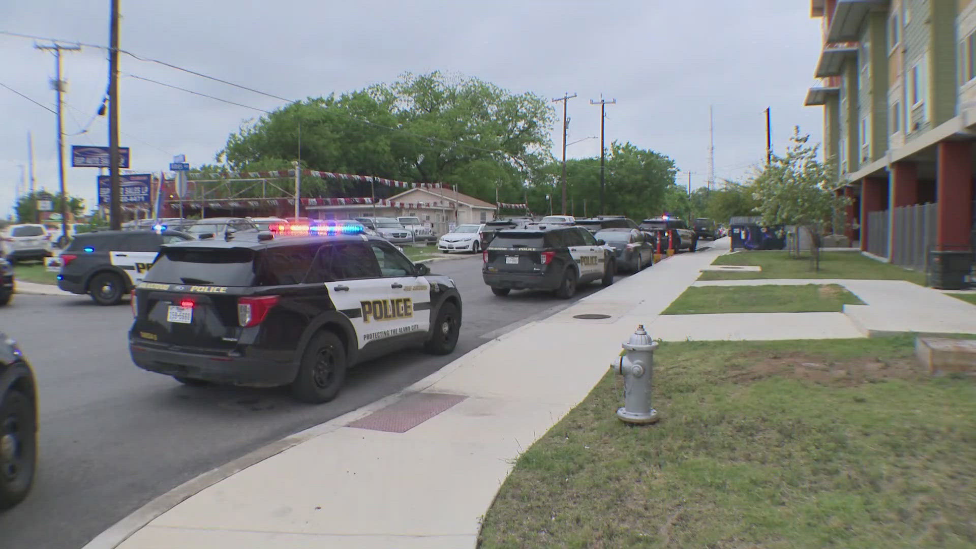 Police search for suspect who fatally shot ex-girlfriend's new ...