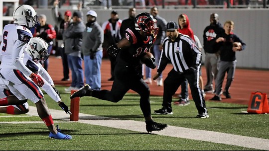 H.S. FOOTBALL: Wagner seniors determined to extend long playoff run ...