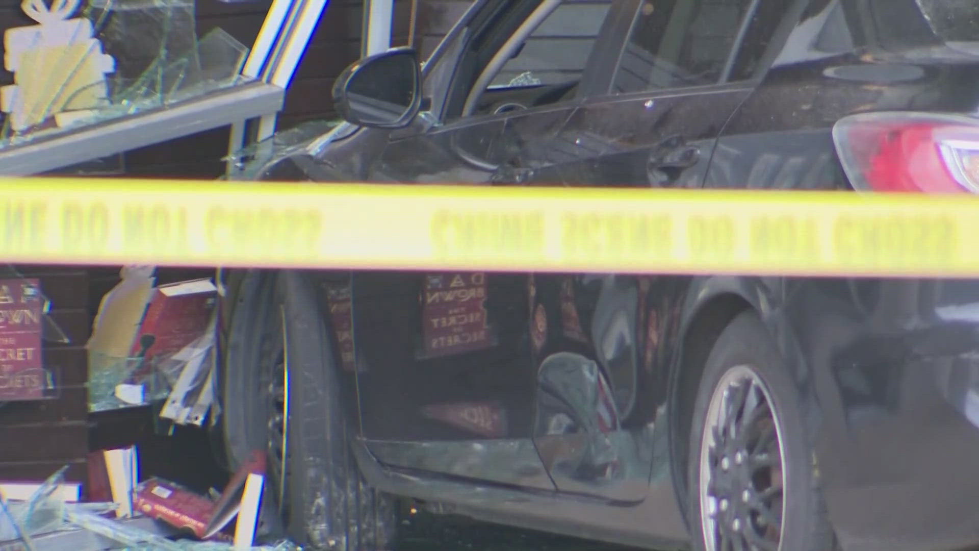 USPS previews 2026 lowrider stamps celebrating Chicano culture | kens5.com