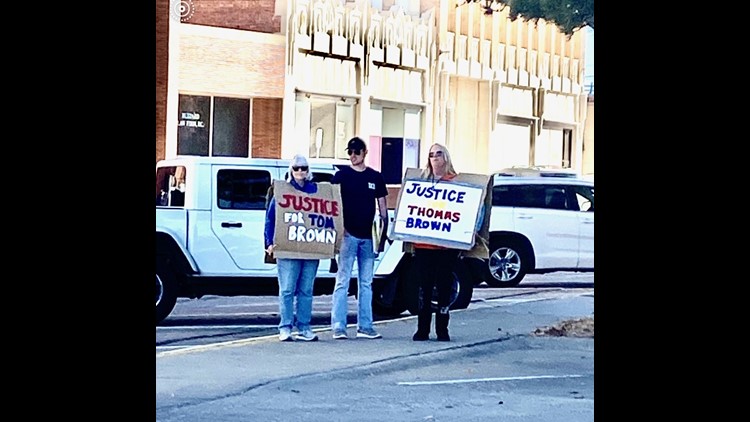 5 years, many theories but no answers in Thomas Brown's case | kens5.com