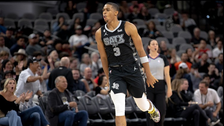 'The G League turned my career around' Keldon Johnson thankful | kens5.com