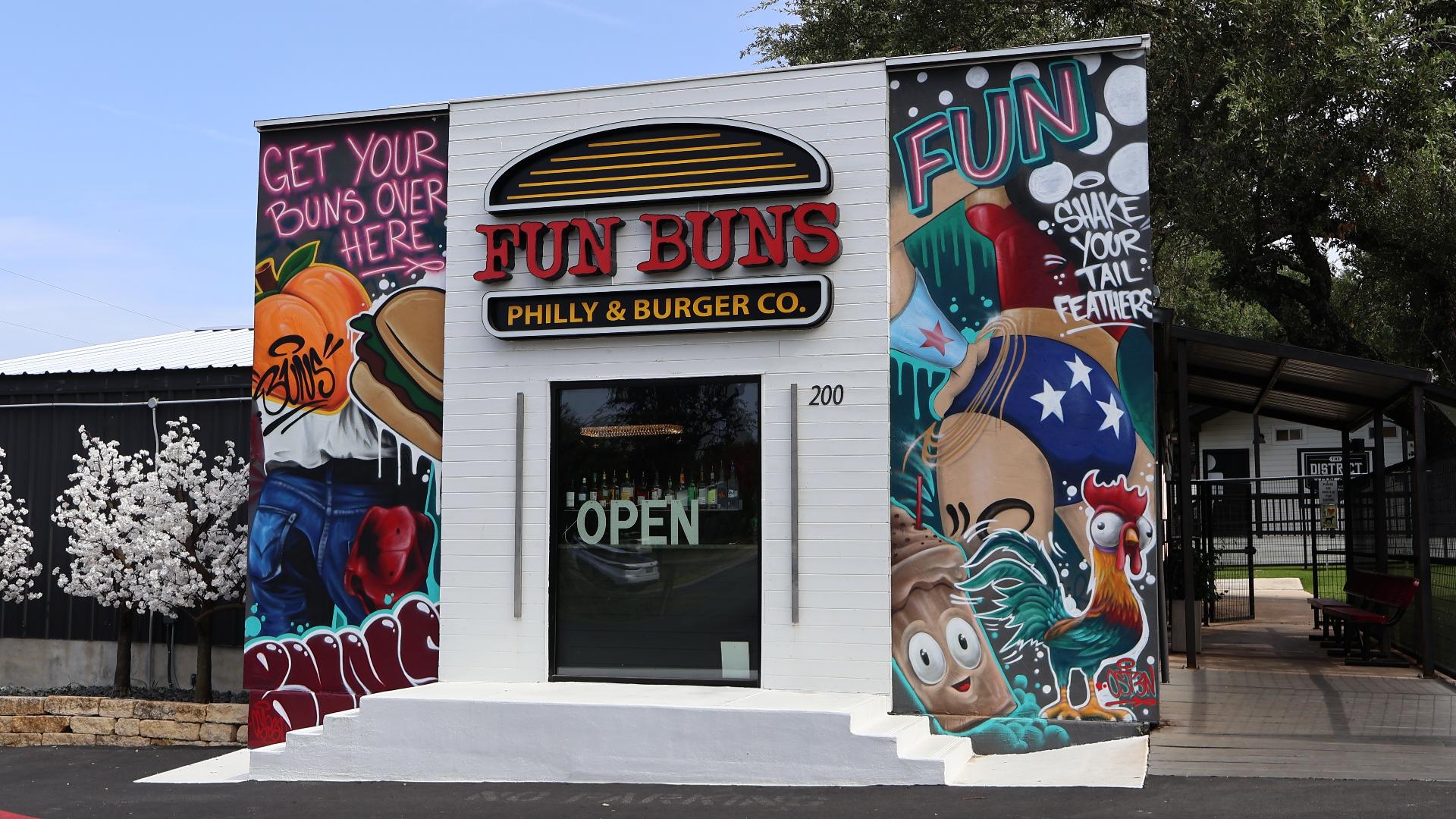 Texas' Fun Buns delivers laughs and mouthwatering burgers | kens5.com