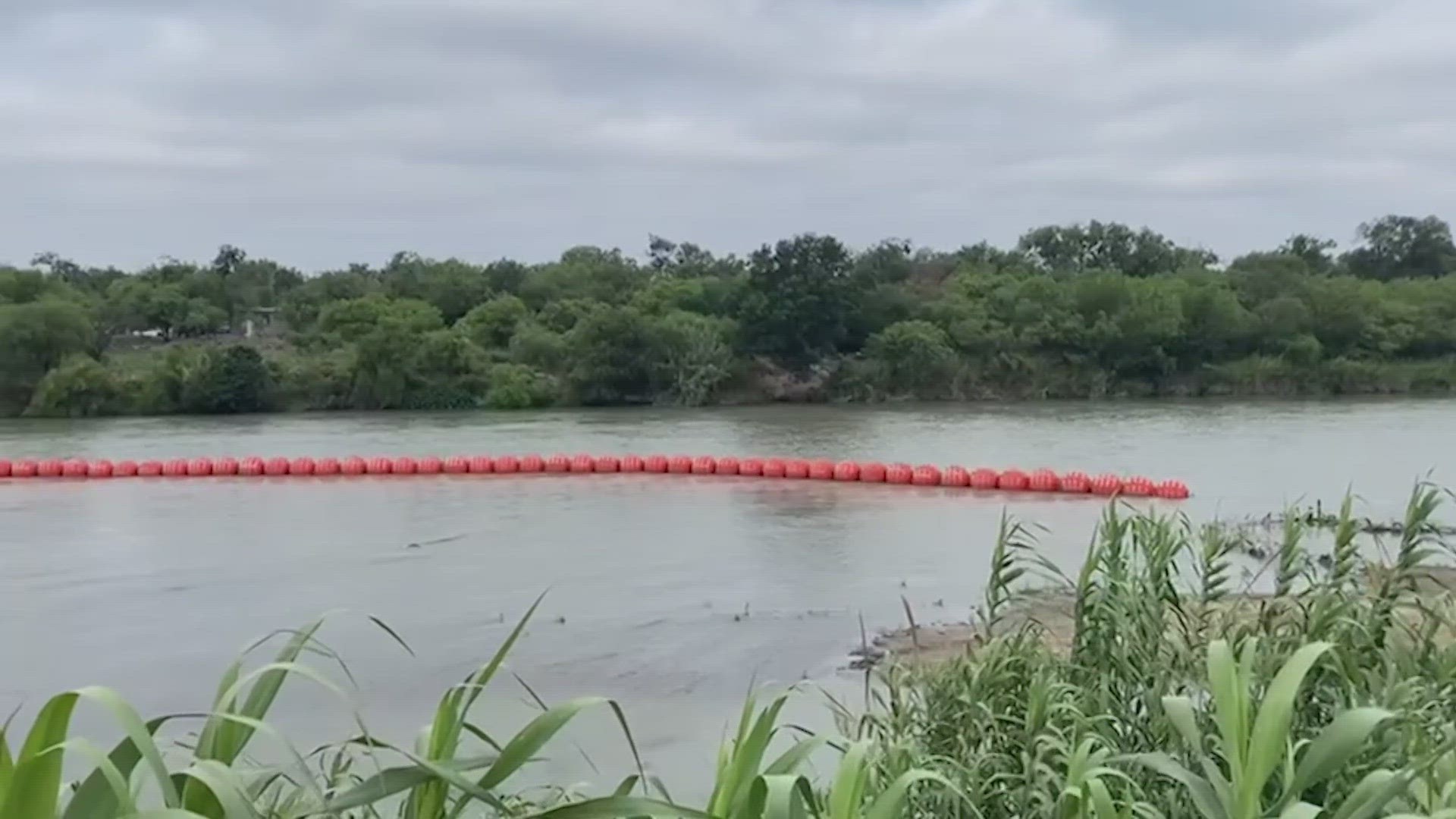 Mexican officials say body found stuck in Rio Grande buoys | kens5.com