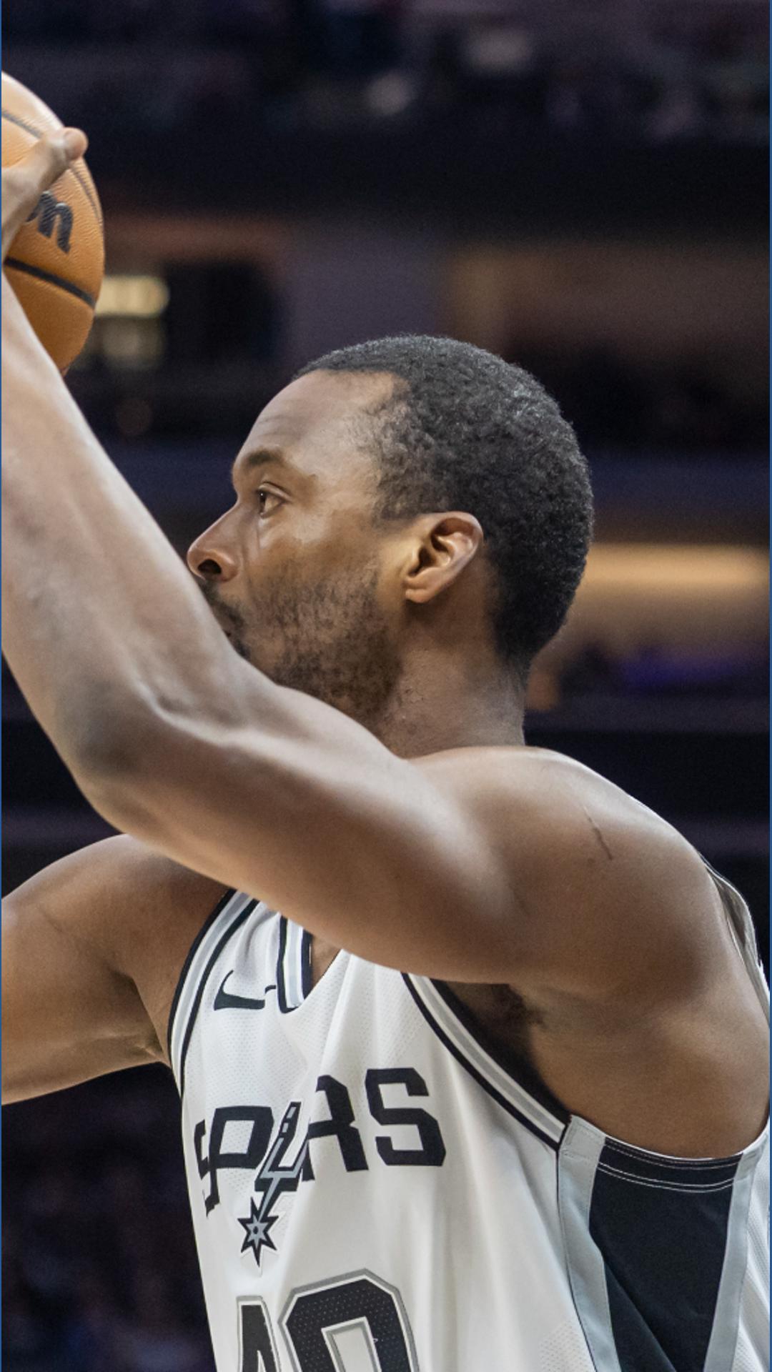 Spurs' Harrison Barnes is coming up big from the three-point line ...