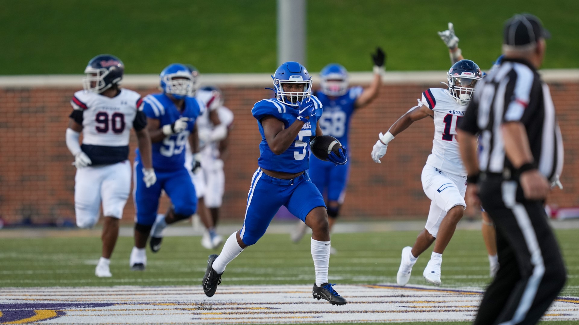 Photos: New Braunfels vs. Denton Ryan | kens5.com