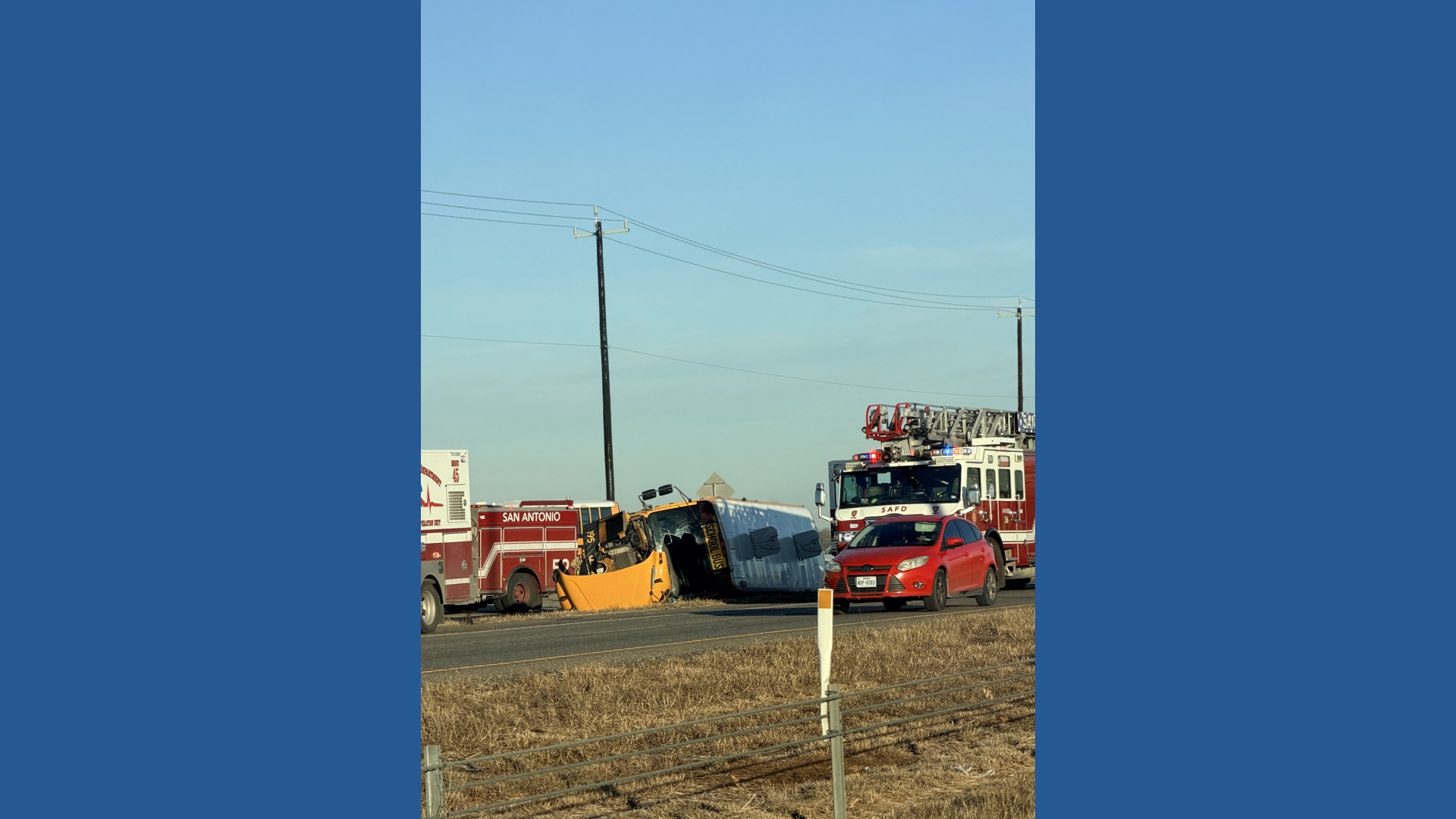 Driver, 5 students taken to hospital after SWISD bus overturns on Loop ...