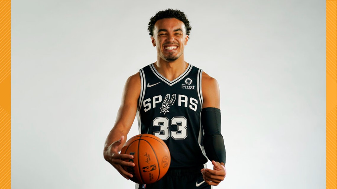 Spurs' Tre Jones brings plenty of smiles to Methodist Children's ...