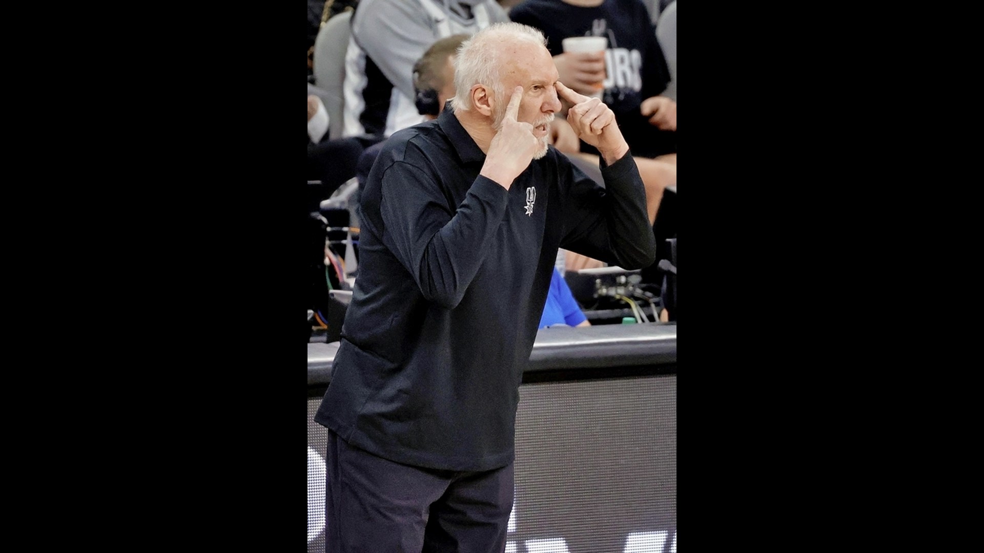 San Antonio Spurs pull away to trip up Indiana Pacers, 117-105 | kens5.com