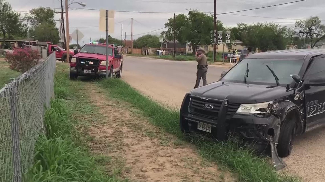 Video shows chaotic pursuit after suspect steals police vehicle in ...