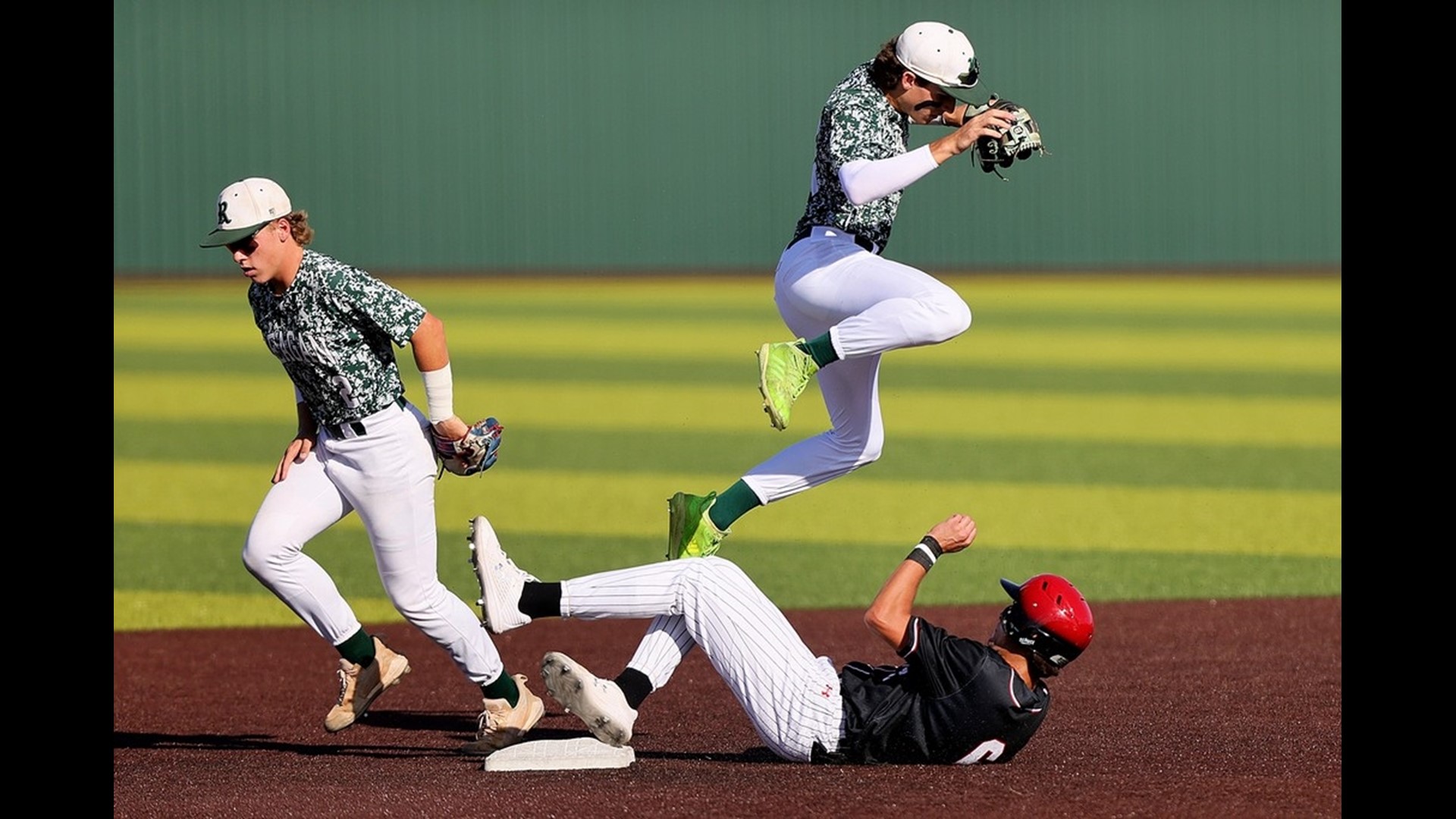 Photos: Reagan Rattlers head to state after victory against Austin Lake ...