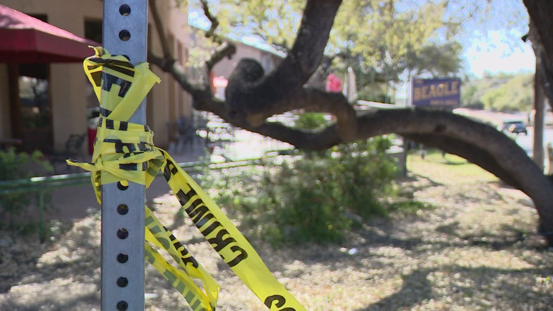 1 dead after being shot at Beagle Pub & Eatery in San Antonio | kens5.com
