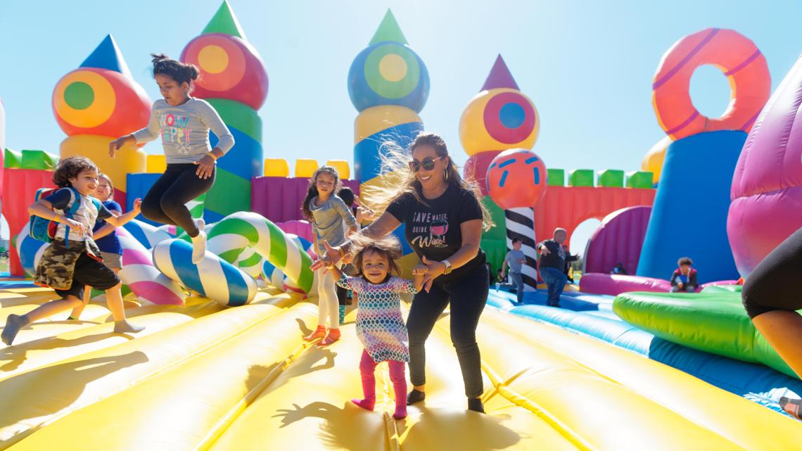 Biggest bouncy castle in the world heading to San Antonio, Texas in ...