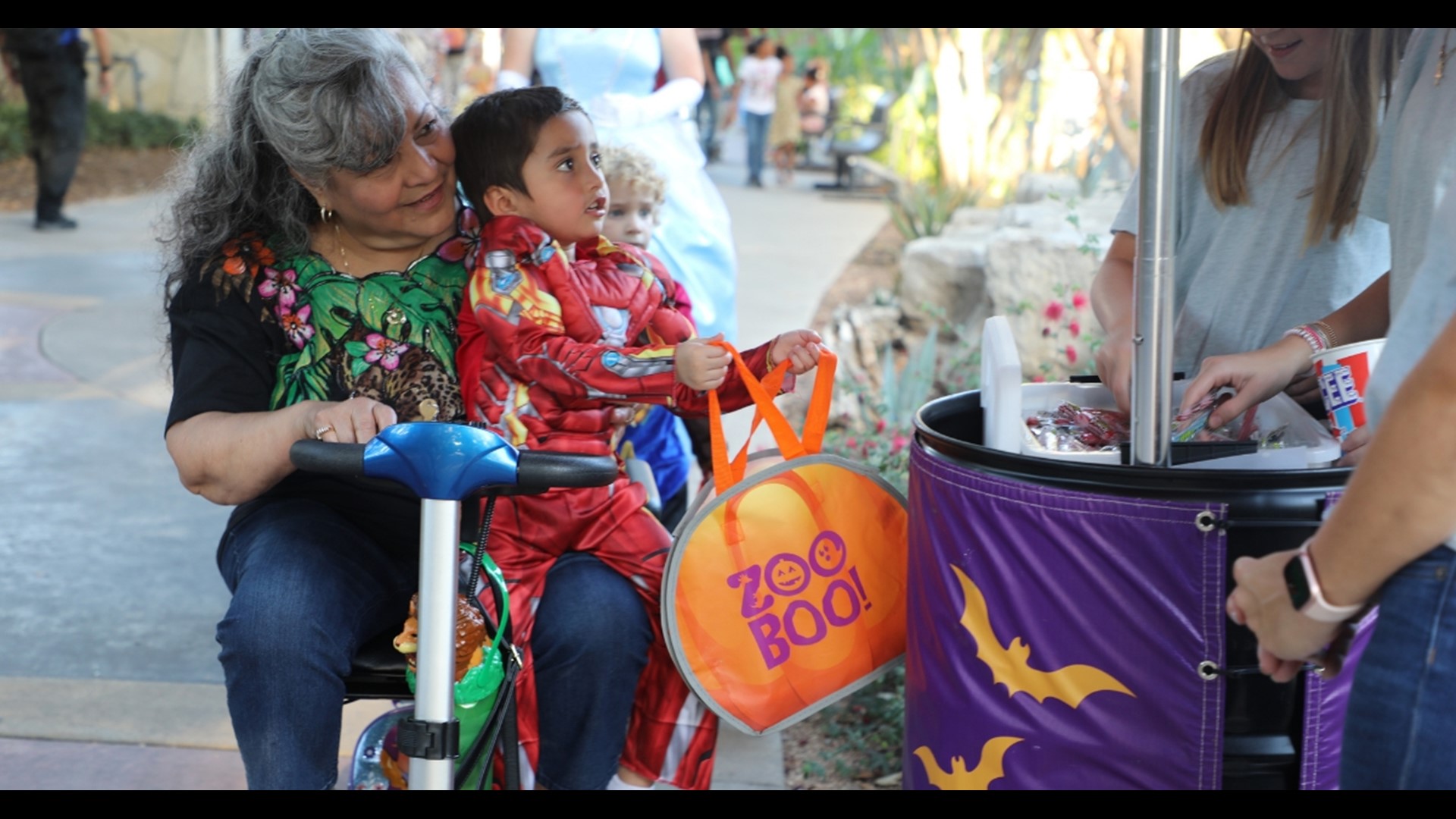San Antonio Zoo's Halloween event Zoo Boo! starts today | kens5.com