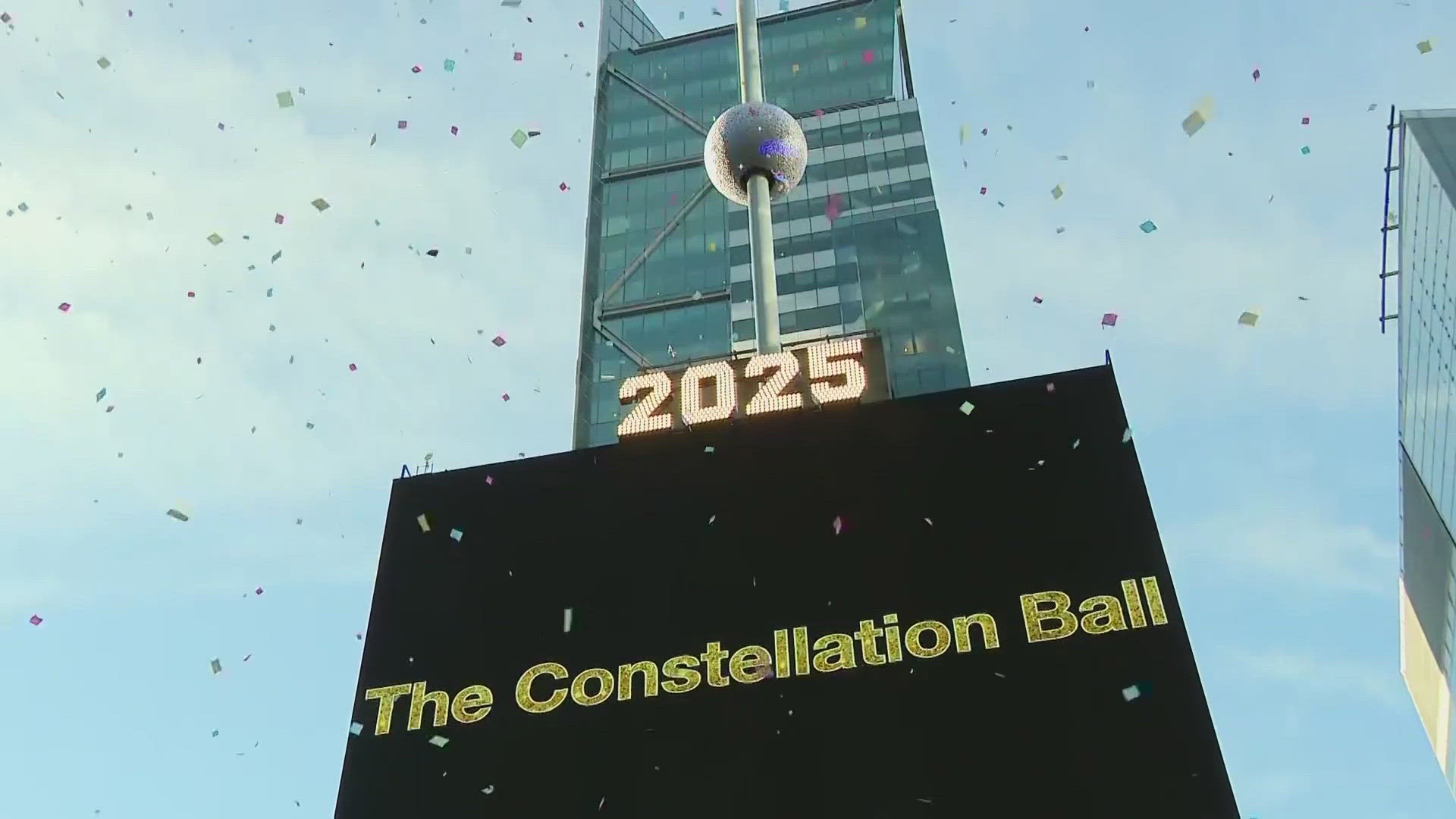 Organizers unveil new crystal ball ahead of Times Square New Year's Eve ...