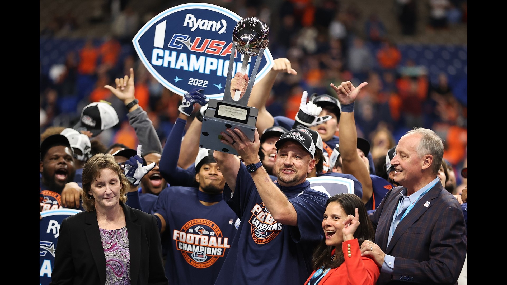 'We have a unique chance' | One-on-one with UTSA Head Coach Jeff ...