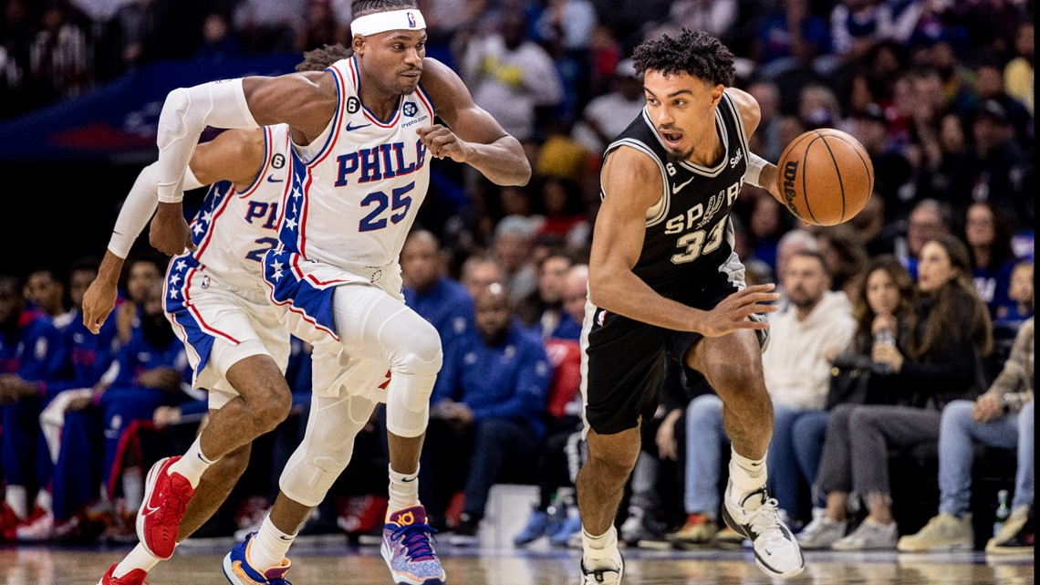 Spurs hand 76ers third straight loss to open season, 114-105 | kens5.com