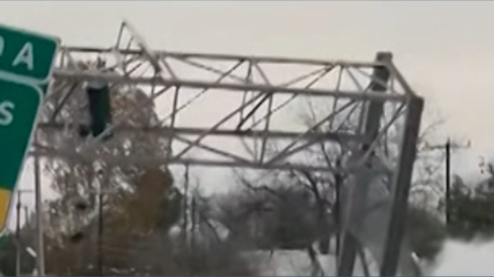 I-35 highway sign crash | kens5.com