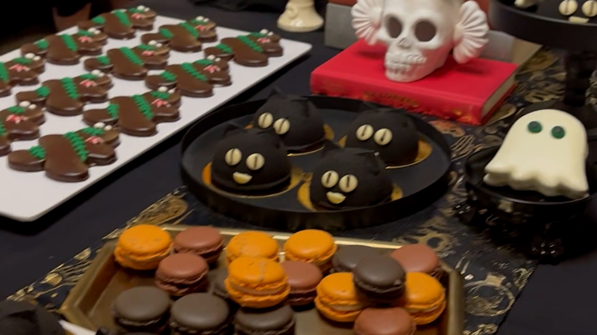 Spooky treats on offer at San Antonio bakery | kens5.com