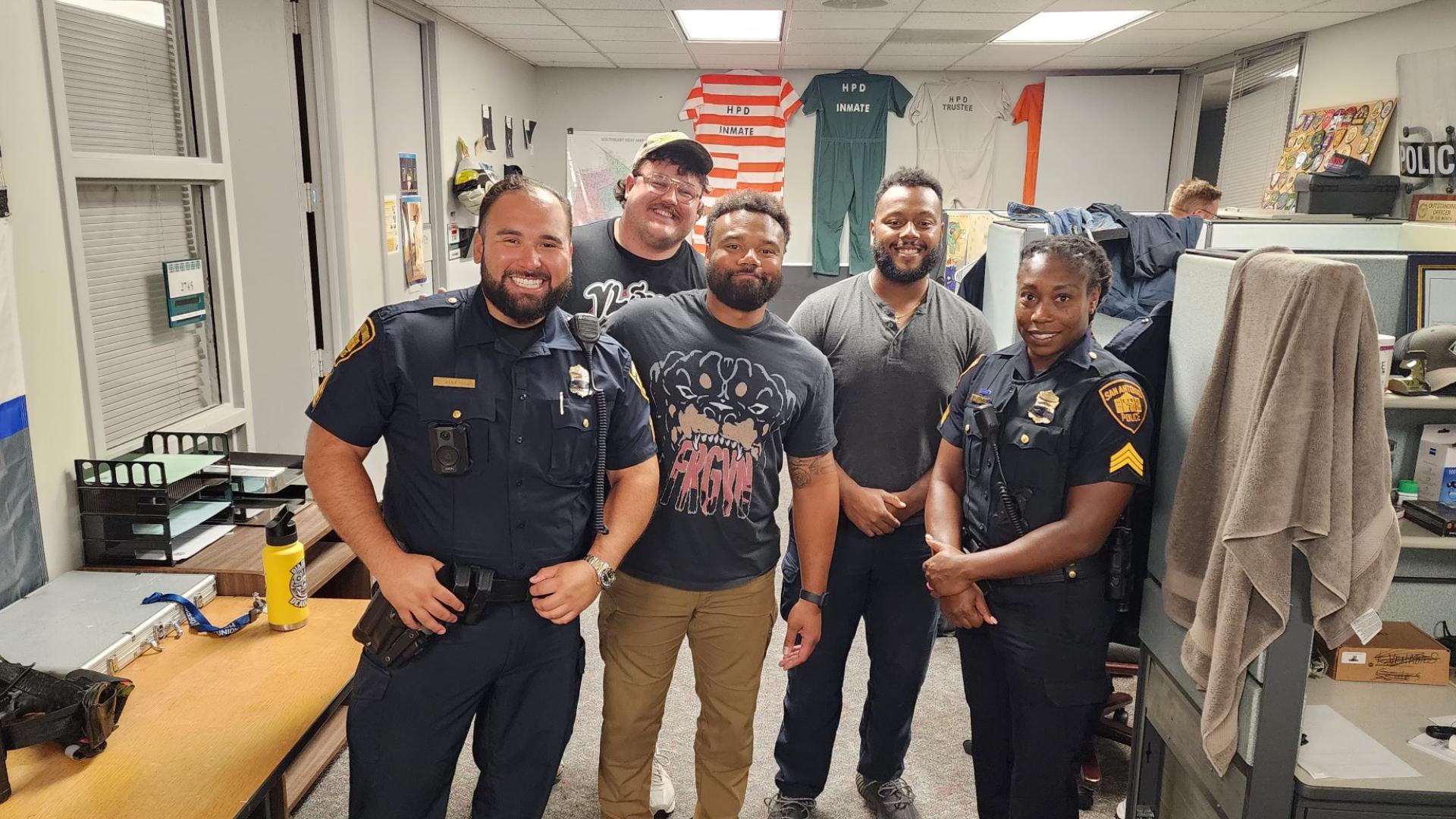 How San Antonio police helped Houston after Hurricane Beryl | kens5.com