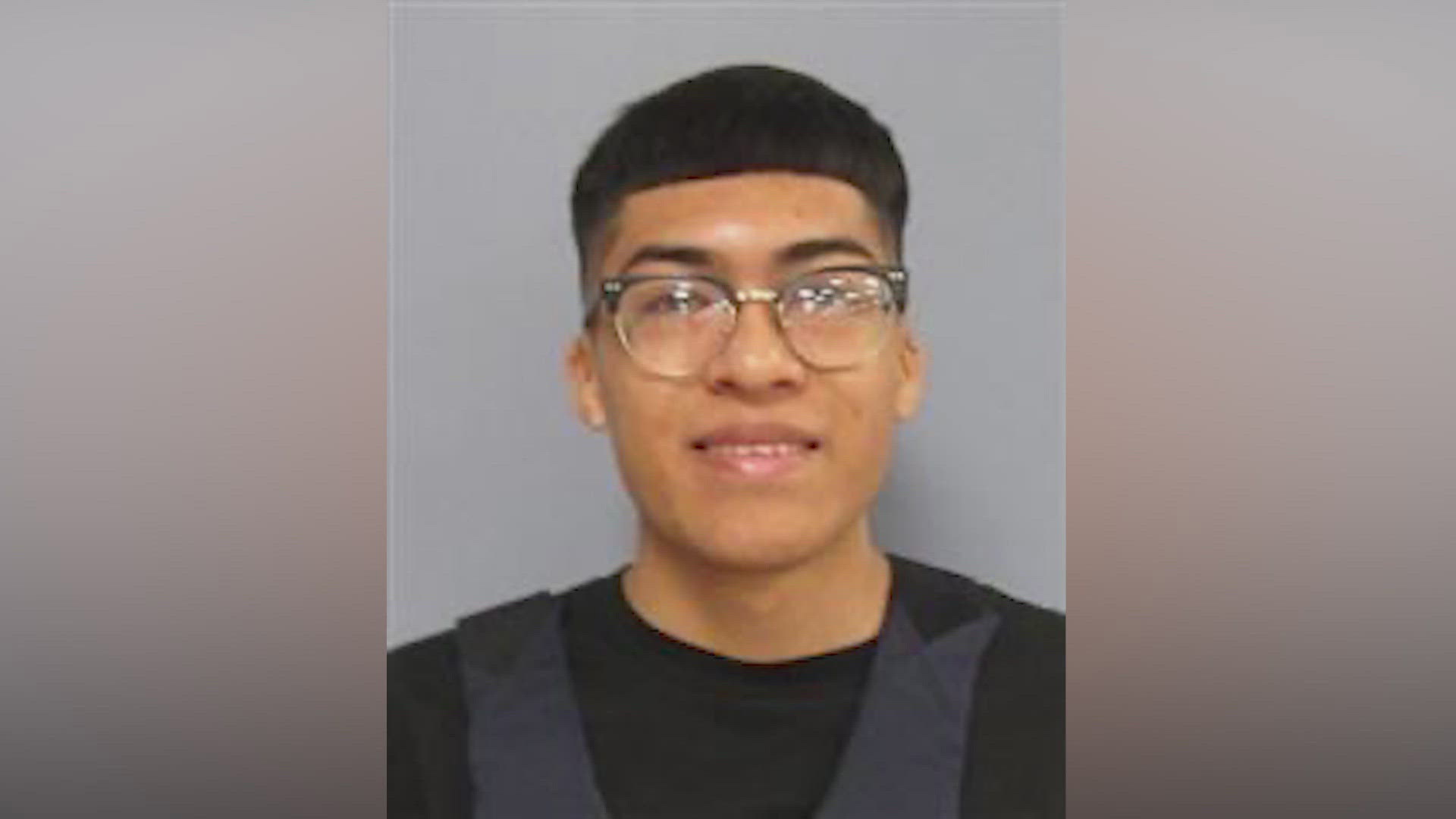 Bexar County Sheriff's Deputy off the force after being arrested for assault | kens5.com