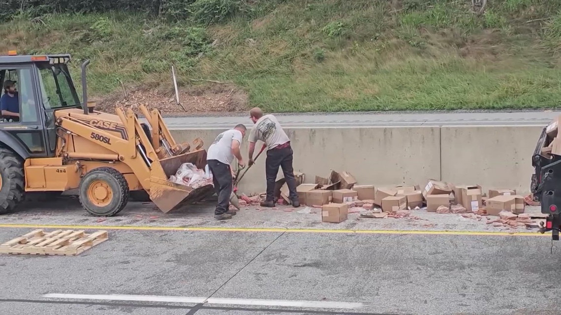 Hot dog spill closes road in both directions in Pennsylvania | kens5.com