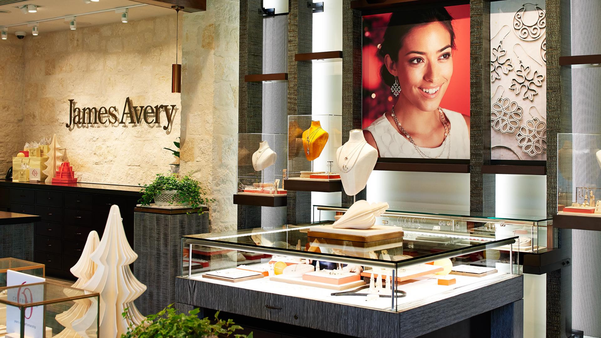 James Avery unveils new store on San Antonio's north side | kens5.com