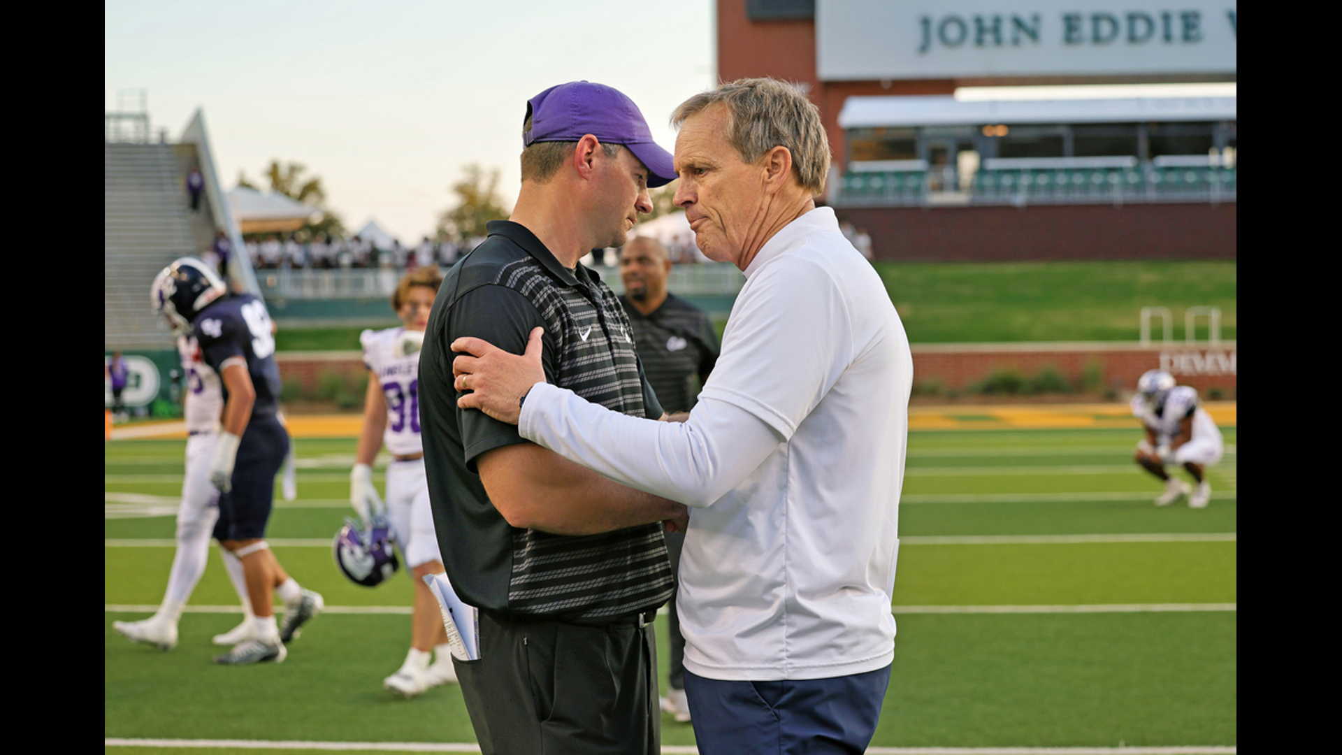 Smithson Valley advances to Texas High School Football State ...