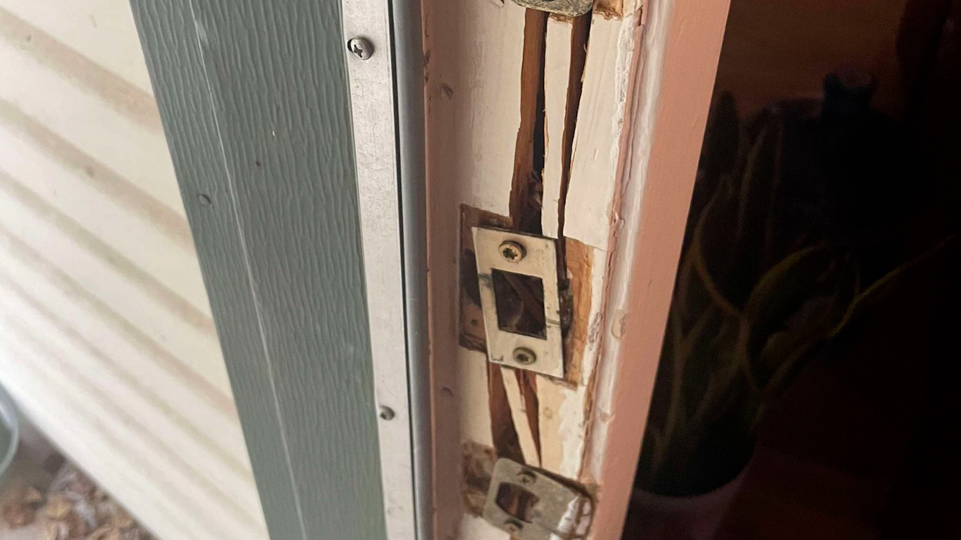 TikTok 'Door Kick Challenge' plaguing San Antonio community | kens5.com