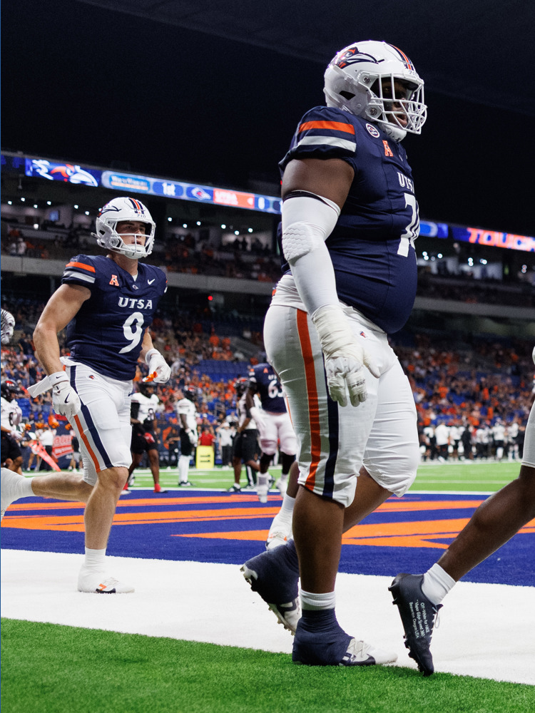 UTSA beats UIW in San Antonio college football game | kens5.com