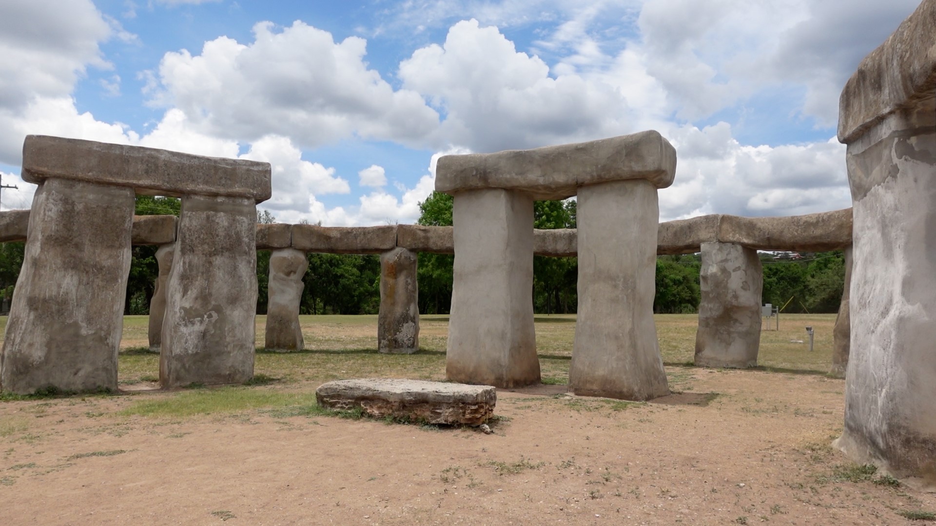 What's the deal with Stonehenge II? Hill Country replica brings mystery ...