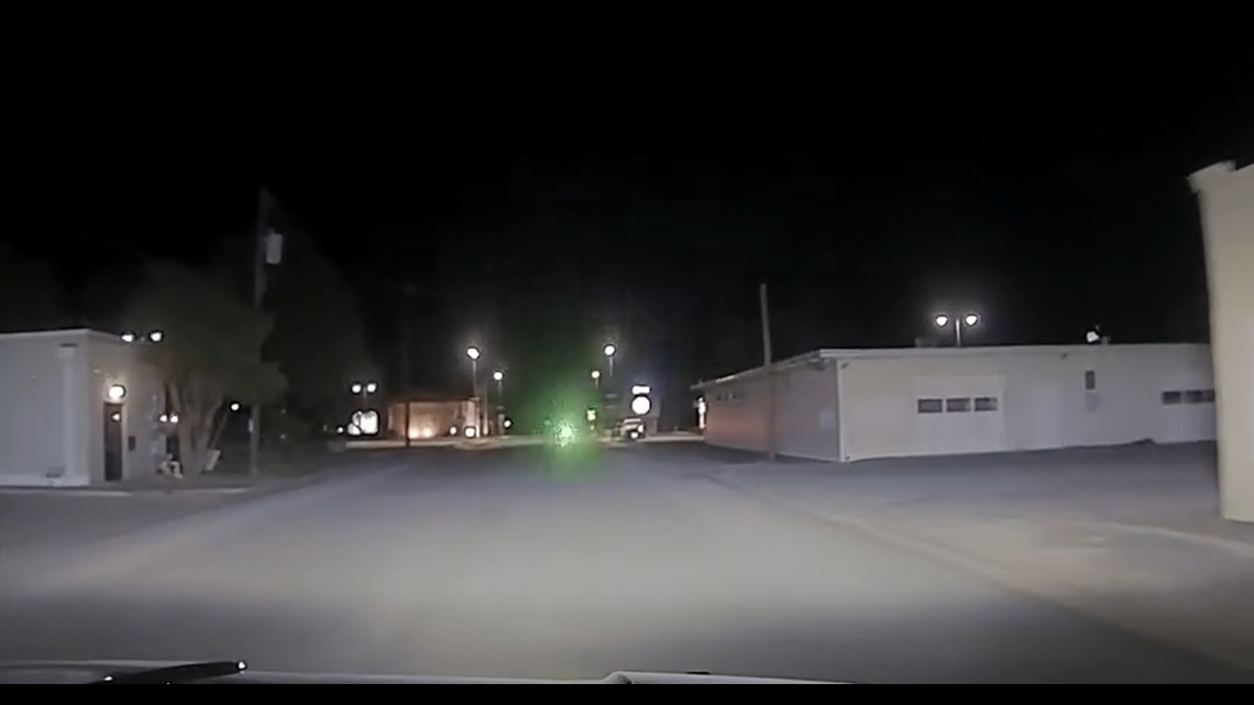 Hondo officer momentarily blinded by green laser | kens5.com