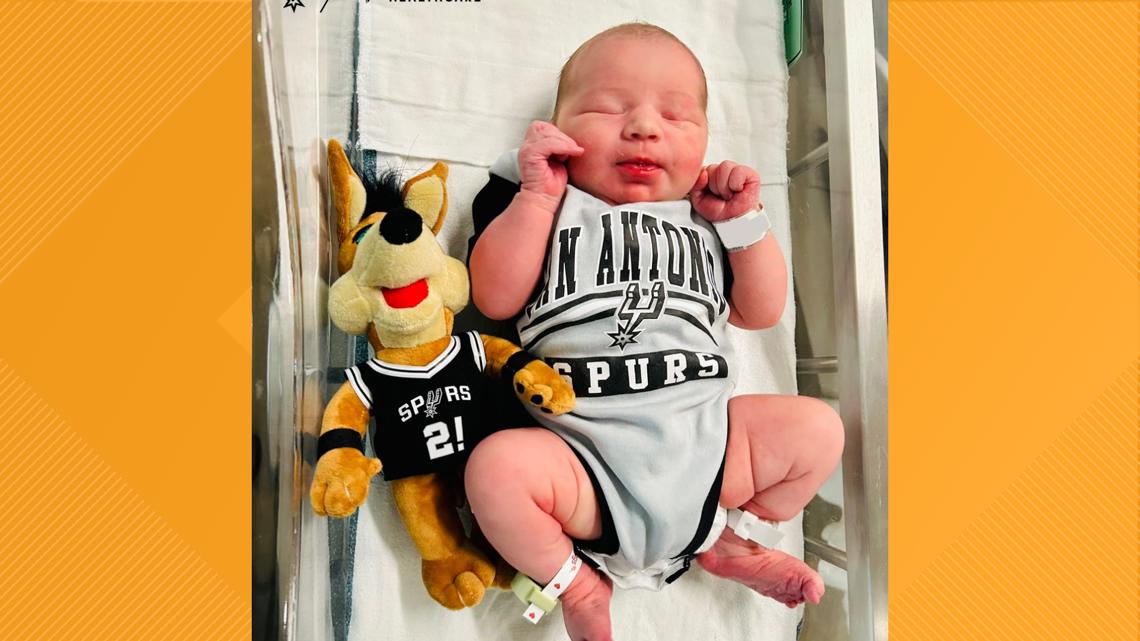 Spurs welcome newborn fans in 2025 Draft Day celebration | kens5.com