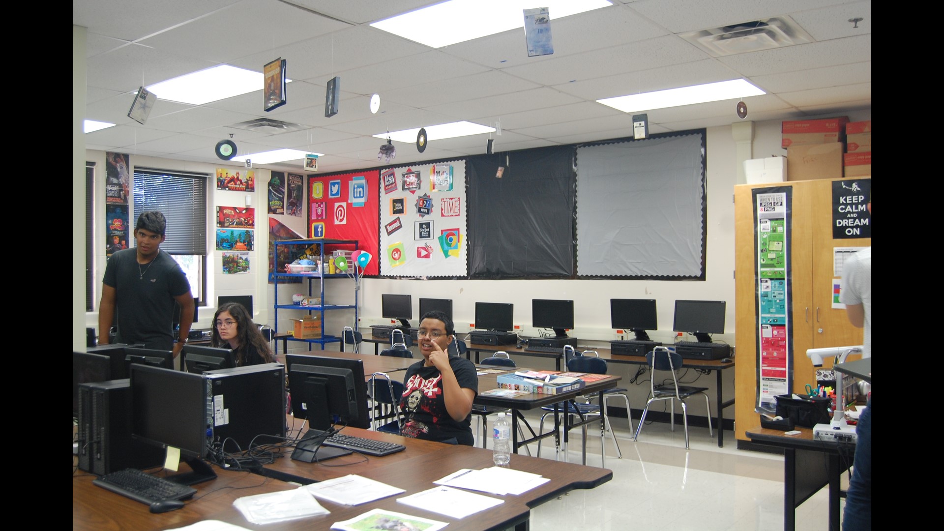 Jaime Frias wins KENS 5 Credit Human EXCEL award for Northside ISD ...