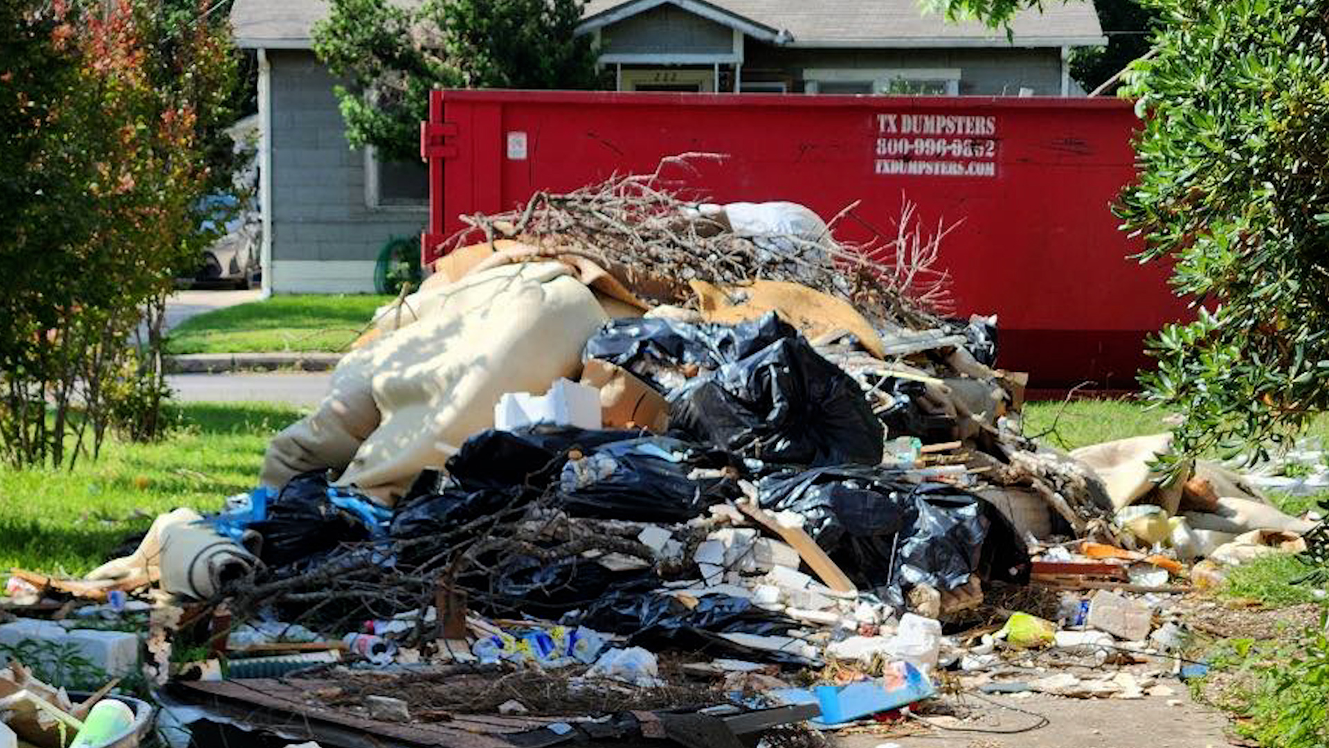 'Smelled to high heaven with flies everywhere': Neighbors fight to ...