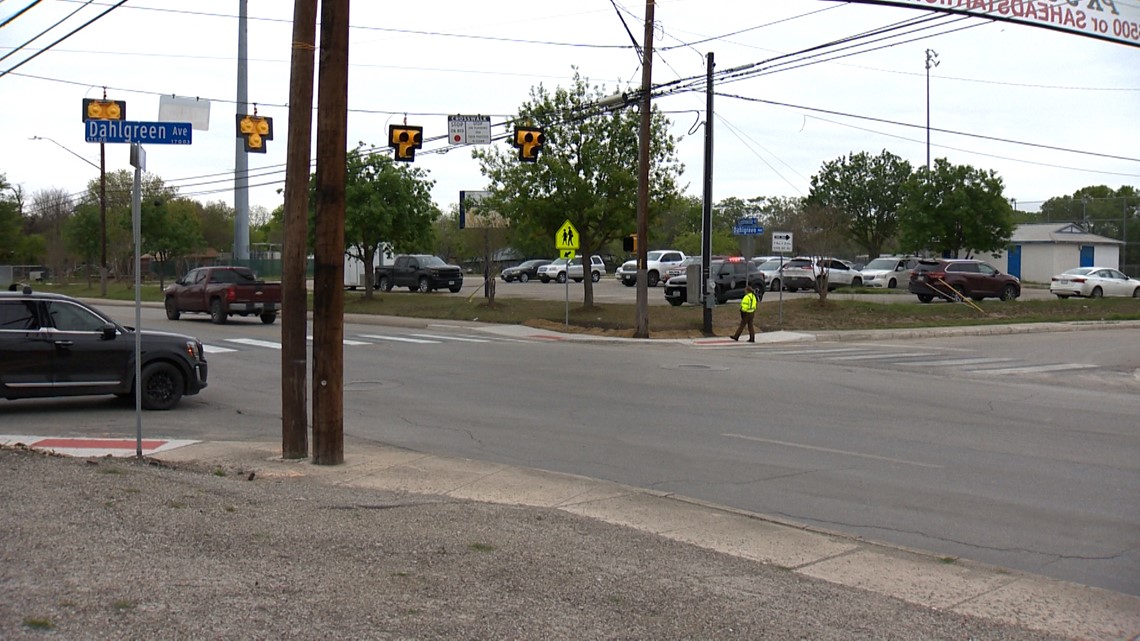 Temporary crossing installed near pedestrian bridge that collapsed in ...