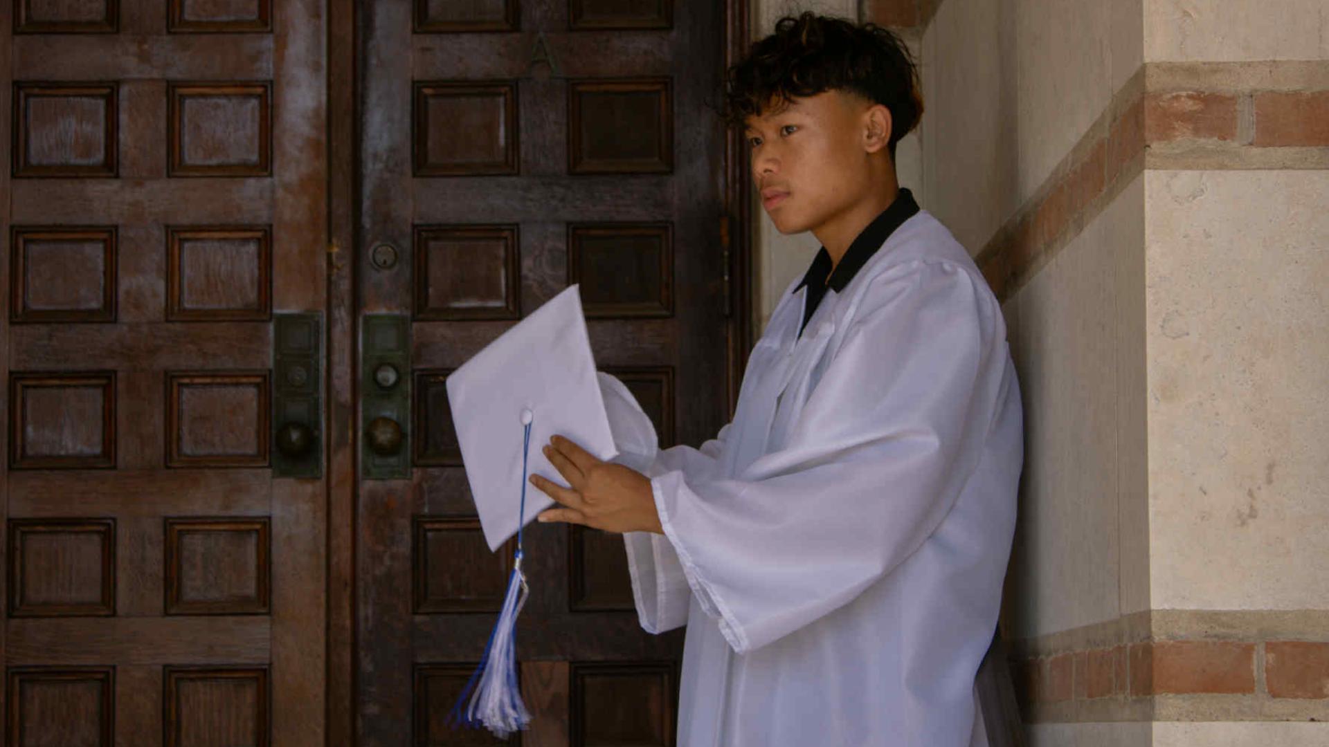 From jungles of Thailand to Valedictorian at San Antonio high school ...