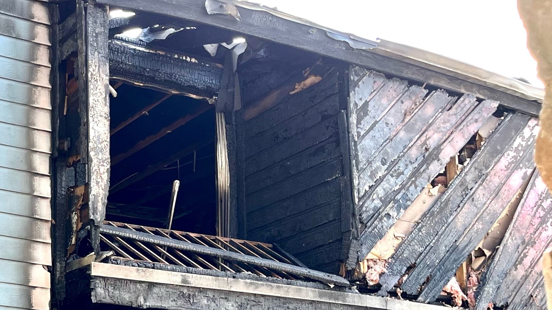 North-side apartment fire displaces residents | kens5.com